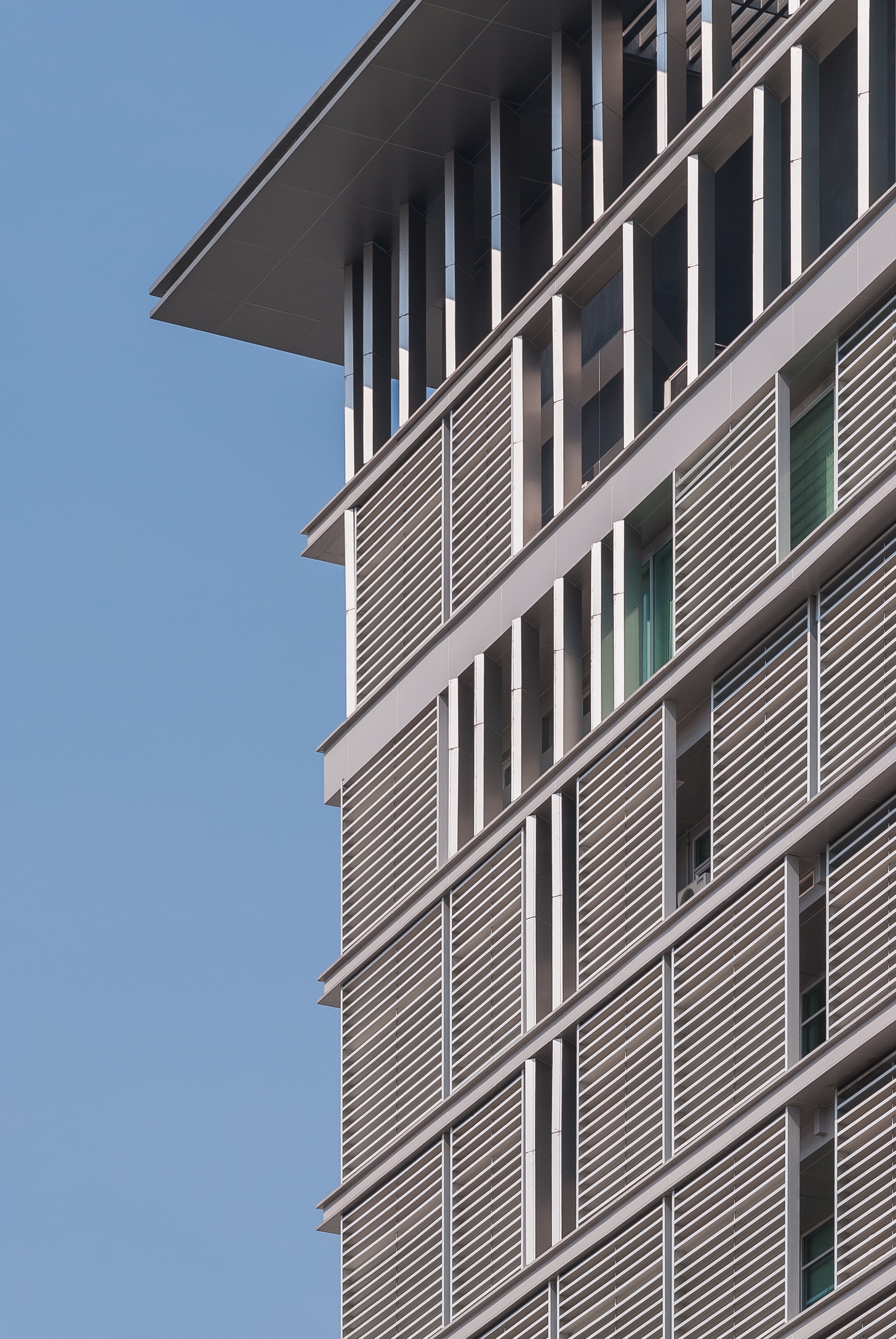 Extruded Aluminum Louvers in Dubai and Doha | Euro Systems, UAE, Qatar ...