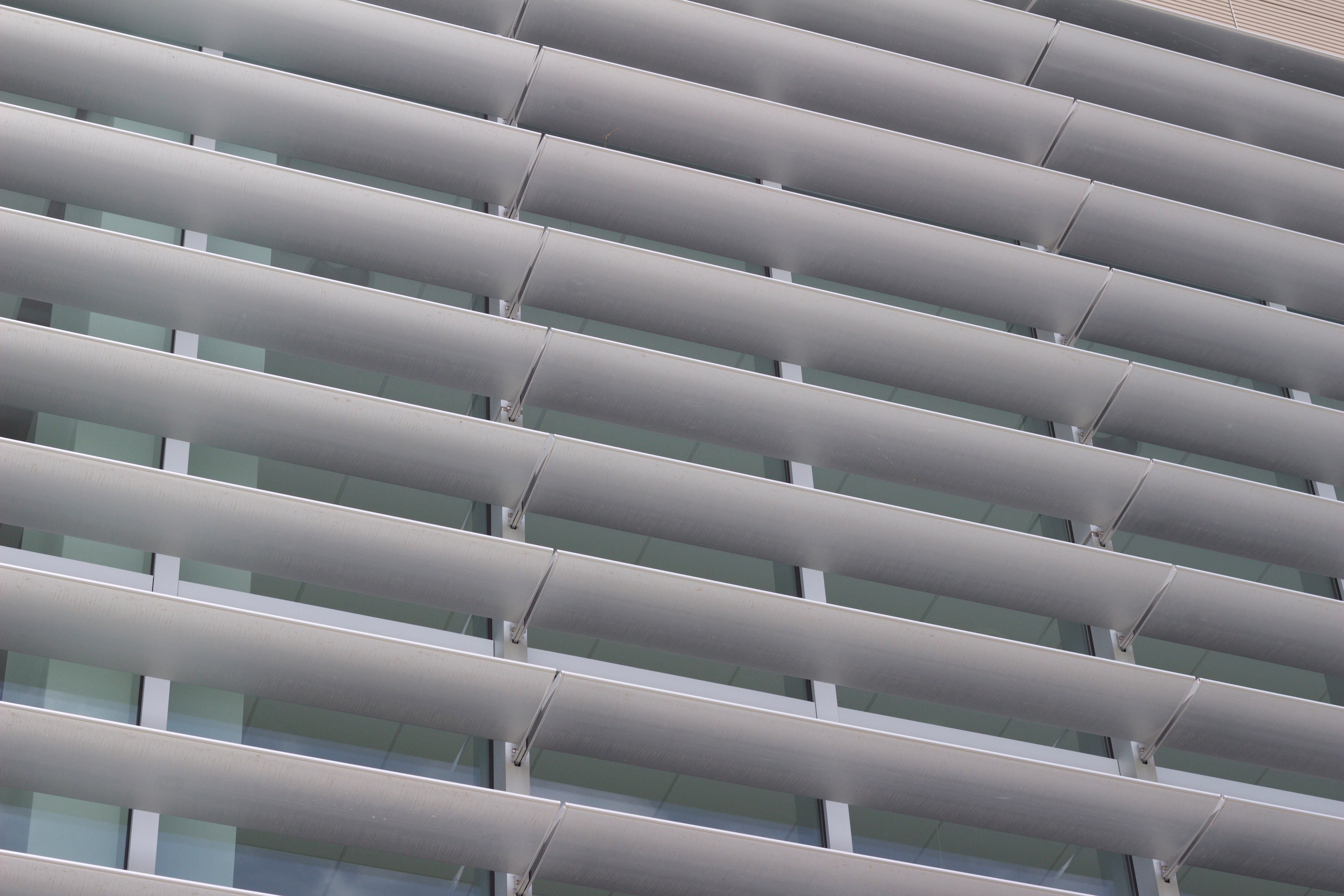 Extruded Aluminum Louvers in Dubai and Doha | Euro Systems, UAE, Qatar ...